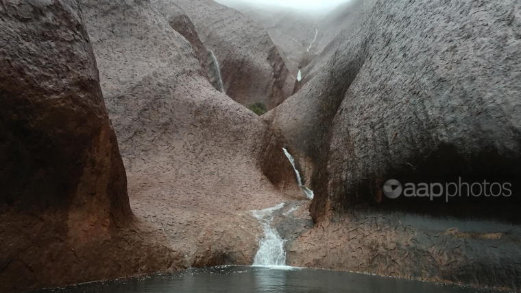 Record-breaking storms leave Uluru with waterfalls - The New Centralian